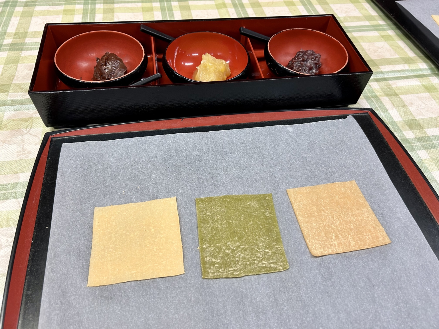 大人も子どもも楽しめる！おたべ本館の「おてがるおたべ体験」