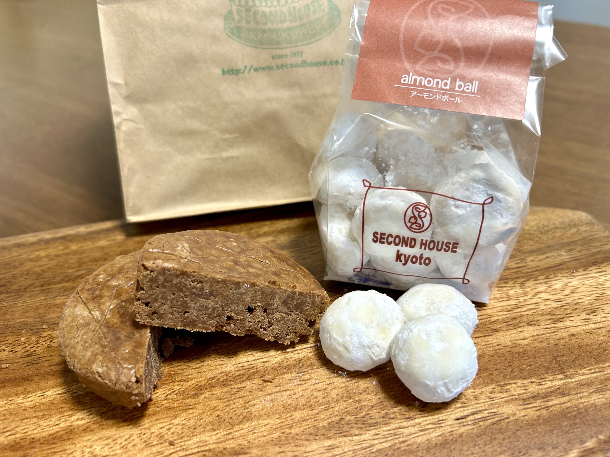 京町家を改装♡「SECOND HOUSE CAKE WORKS 竹屋町店」